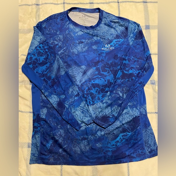 Realtree | Shirts | Mens Real Tree Long Sleeve Performance Fishing Tee ...